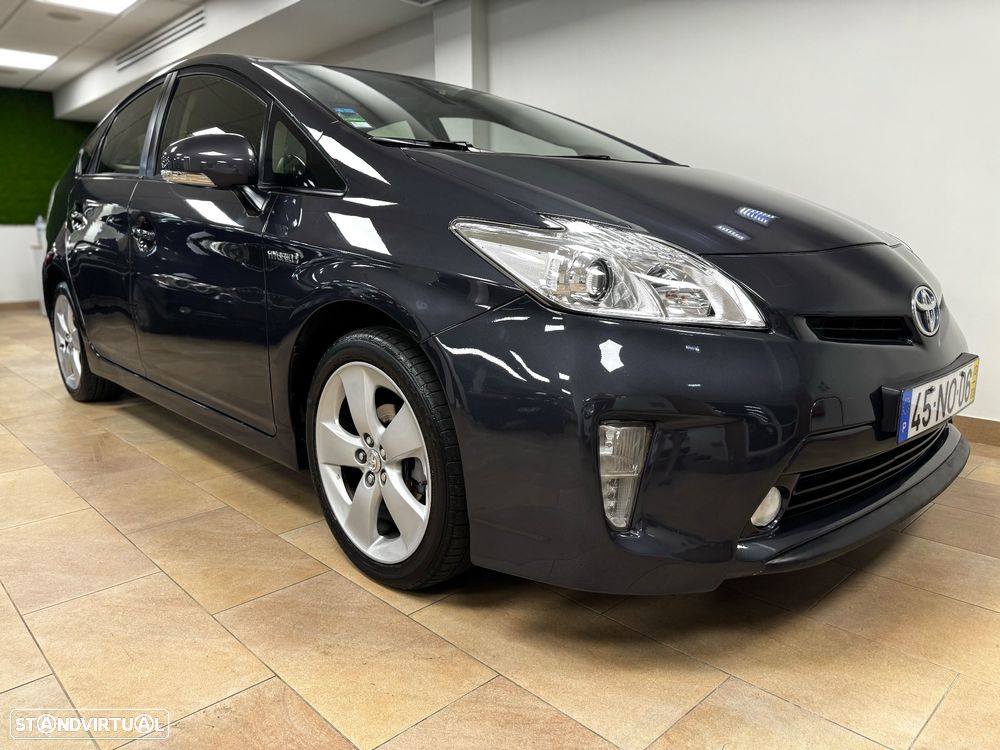 Usados Toyota Prius - 13 500 EUR83 000 km, 2013 - Standvirtual