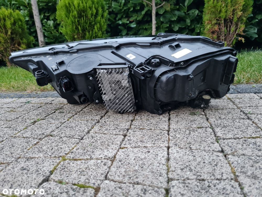 Używany Lampy przednie - 4 800 PLN - Otomoto.pl