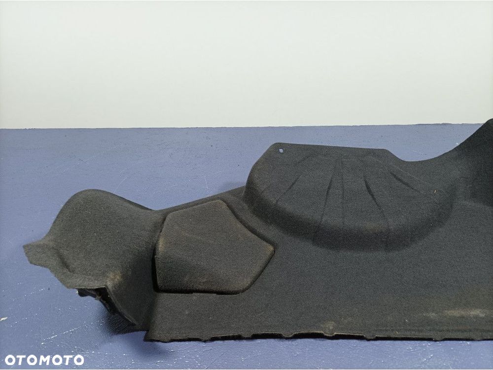 Używany Boczki bagażnika - 98 PLN - Otomoto.pl