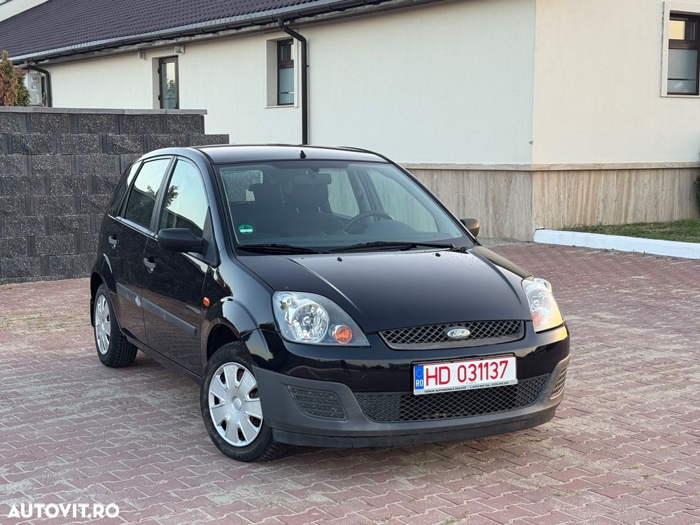 Utilizat Ford Fiesta 2006 - 1 850 EUR, 132 000 km - Autovit.ro