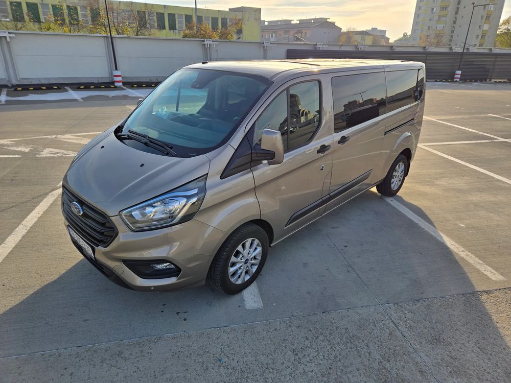 Utilizat Ford Transit Custom 2019 - 22 000 EUR, 175 000 km - Autovit.ro