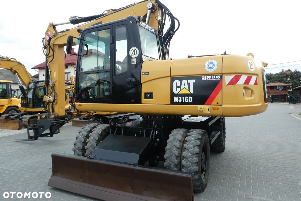 Używany Caterpillar M316D Z NIEMIEC 2011 - 270 600 PLN - Otomoto.pl