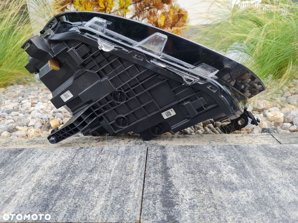 Używany Lampy przednie - 1 800 PLN - Otomoto.pl