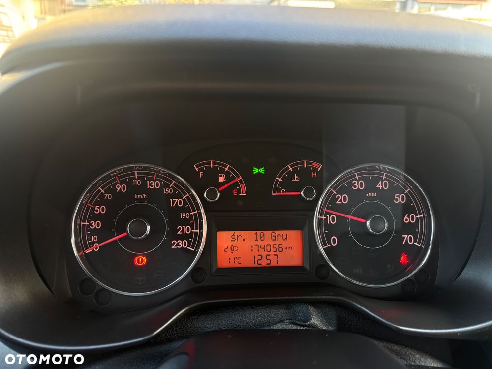 Używany Fiat Grande Punto 2008 - 9 499 PLN, 172 000 km - Otomoto.pl