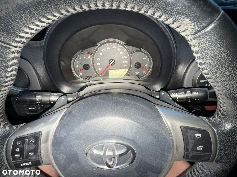 Używany Toyota Yaris 2012 - 24 900 PLN, 196 331 km - Otomoto.pl