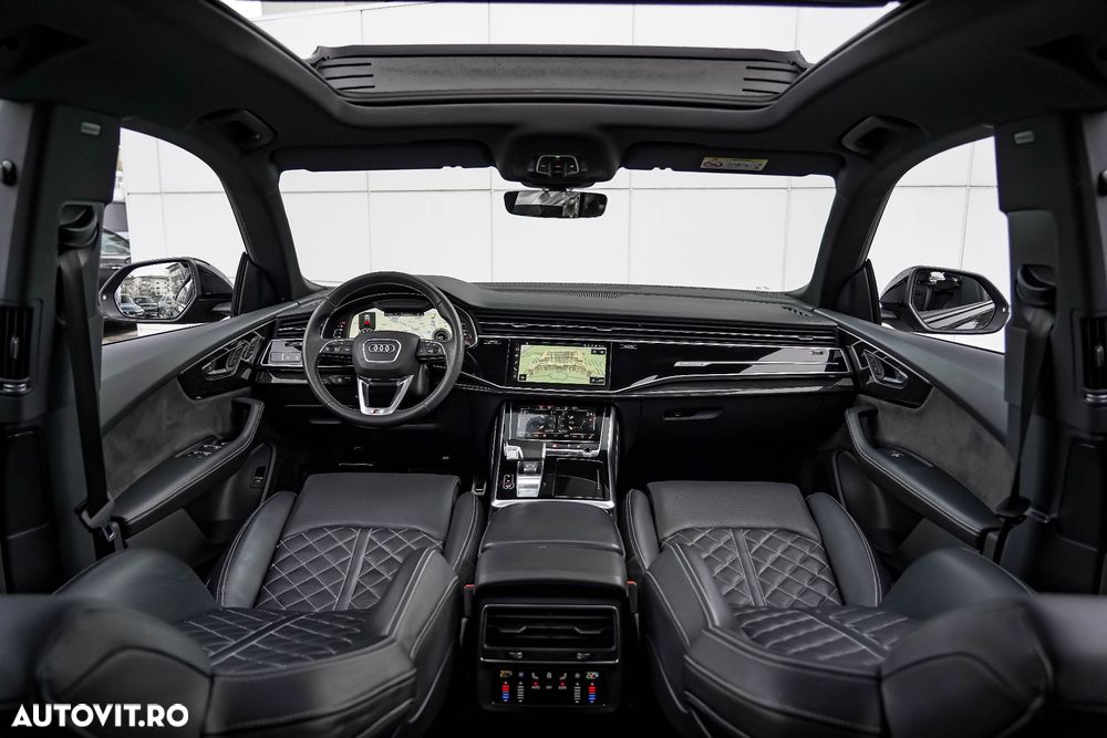 Utilizat Audi Q8 2021 - 59 979,70 EUR, 55 550 km - Autovit.ro