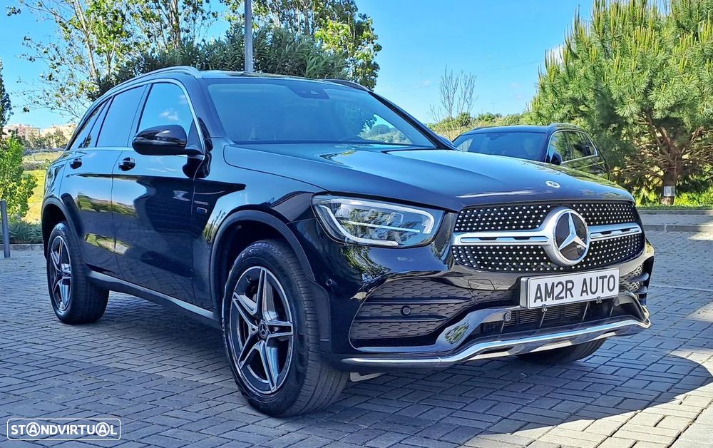 Usado Mercedes-Benz GLC 300 2021 - 49 950 EUR, 60 000 km - Standvirtual.com