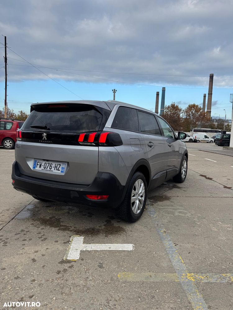 Utilizat Peugeot 5008 2021 - 13 299 EUR, 164 000 km - Autovit.ro