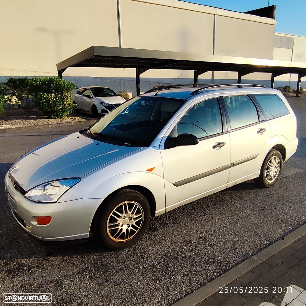 Usado Ford Focus SW 1999 - 1 600 EUR, 223 360 km - Standvirtual.com