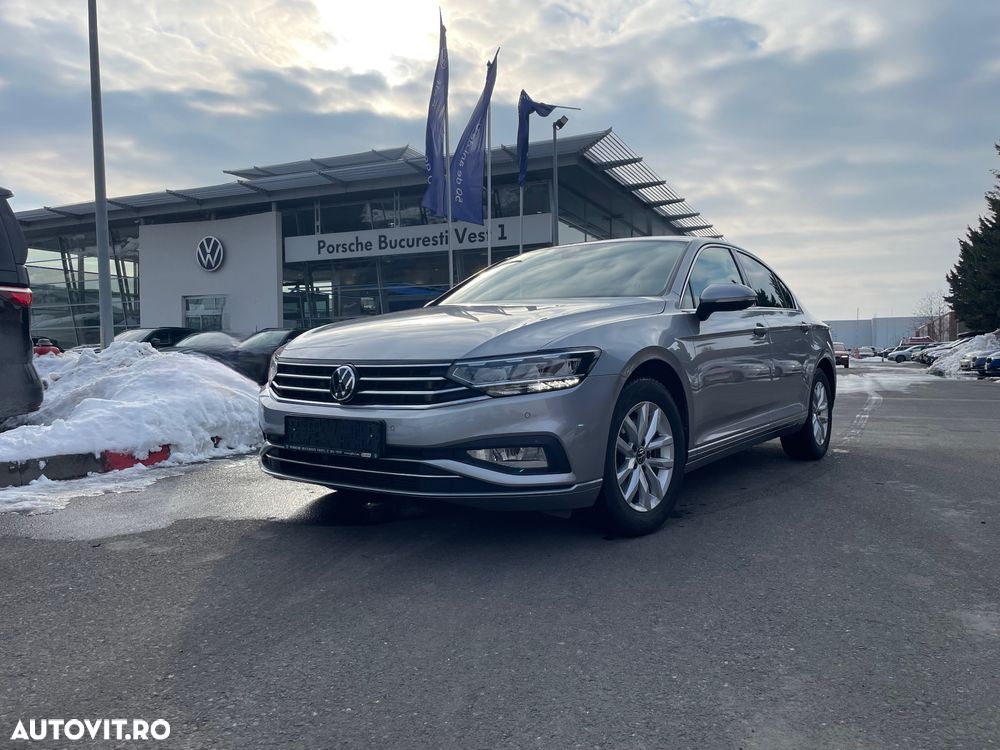 Utilizat Volkswagen Passat 2022 - 22 800 EUR, 26 000 km - Autovit.ro