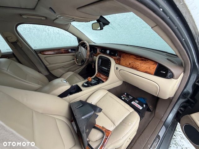 Używany Jaguar XJ 2005 - 4 950 PLN, 360 000 km - Otomoto.pl