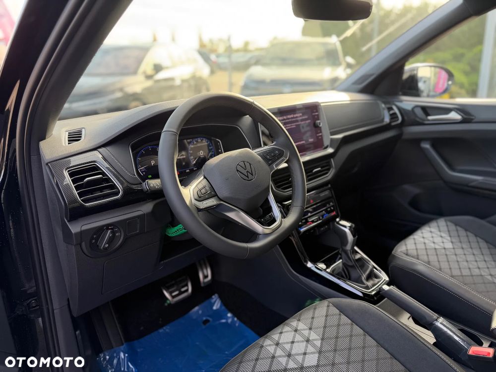Nowy Volkswagen T-Cross 2025 - 116 900 PLN, 1 km - Otomoto.pl