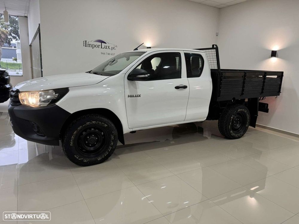 Usado Toyota Hilux 2.4 D-4D 4WD CD CM 3L 2017 - 26 900 EUR, 202 000 km ...