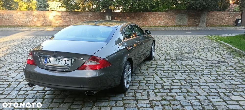 Używany Mercedes-Benz CLS 2006 - 35 800 PLN, 235 500 km - Otomoto.pl