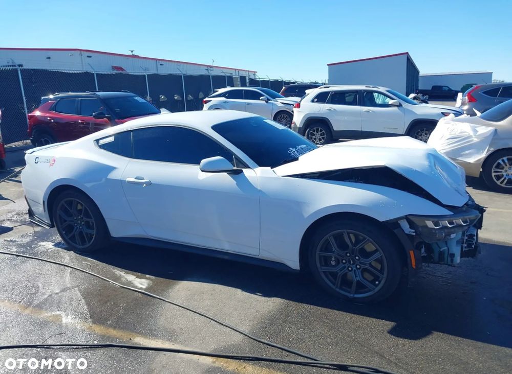 Używany Ford Mustang 2024 - 64 500 PLN, 113 045 km - Otomoto.pl