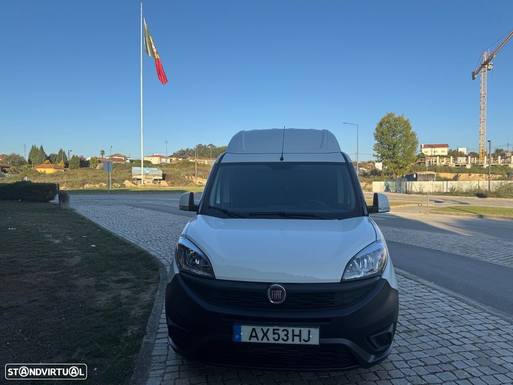 Usado Fiat Doblo Maxi XL 2023 - 16 950 EUR, 46 611 km - Standvirtual.com