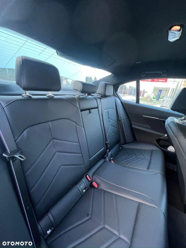 Używany BMW Seria 5 2024 - 95 000 PLN, 44 500 km - Otomoto.pl