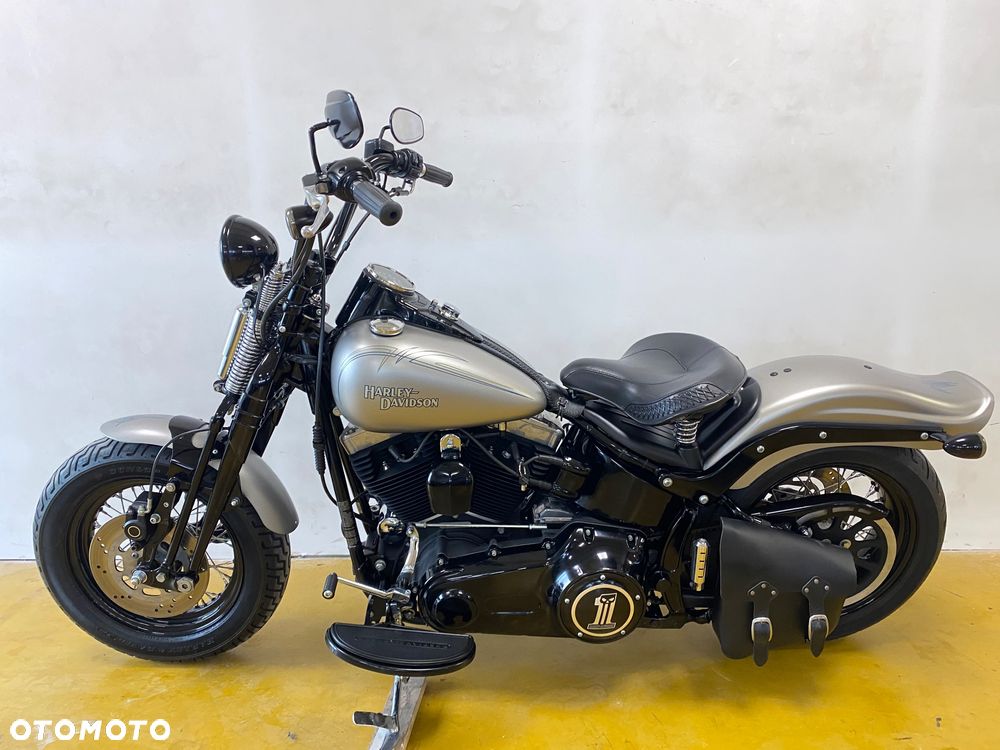Używany Harley-Davidson Softail Cross Bones 2009 - 64 999 PLN - Otomoto.pl