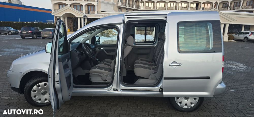 Utilizat Volkswagen Caddy 2008 - 3 590 EUR, 235 000 km - Autovit.ro