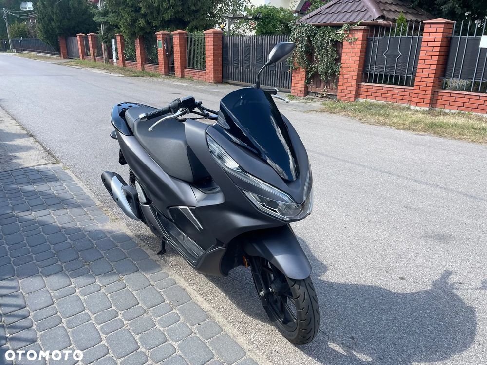 Używany Honda PCX 2025 - 7 990 PLN - Otomoto.pl
