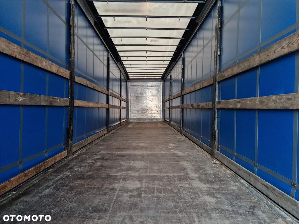 Używany Schmitz Cargobull Naczepa FIRANKA MEGA - NOWE PLANDEKI - OCYNK ...