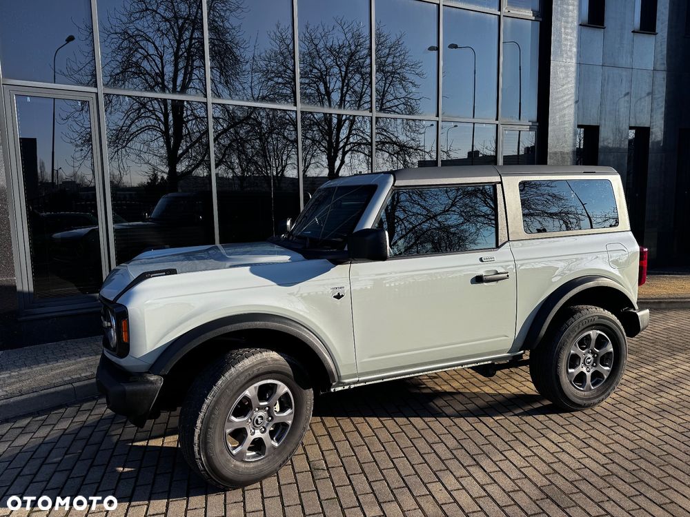 Używany Ford Bronco 2023 - 177 000 PLN, 23 300 km - Otomoto.pl