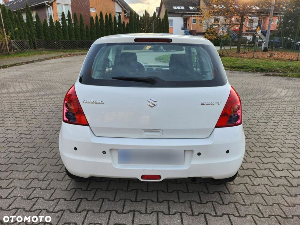 Używany Suzuki Swift 2008 - 9 500 PLN, 179 300 km - Otomoto.pl