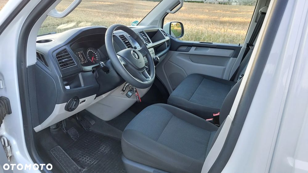 Używany Volkswagen Transporter 2015 - 62 900 PLN, 254 000 km - Otomoto.pl