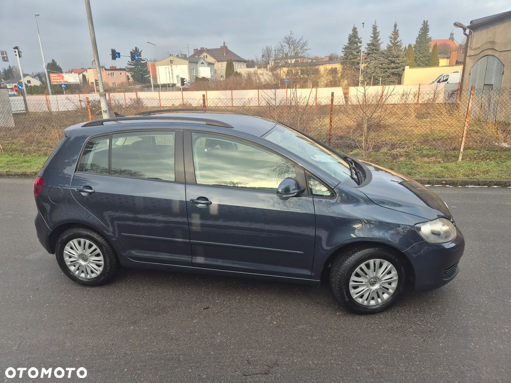 Używany Volkswagen Golf Plus 2009 - 18 500 PLN, 200 000 km - Otomoto.pl