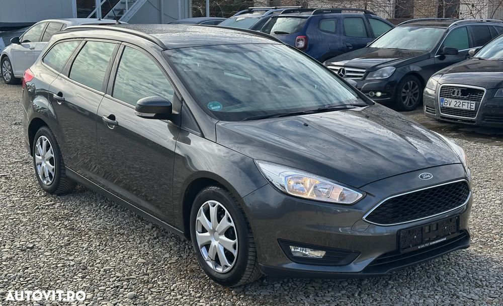 Utilizat Ford Focus 2017 - 6 995 EUR, 110 000 km - Autovit.ro