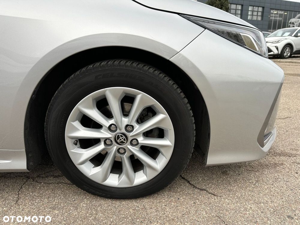 Używany Toyota Corolla 2022 - 63 900 PLN, 70 217 km - Otomoto.pl