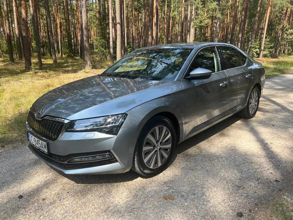 Używany Skoda Superb 2021 - 99 990 PLN, 63 500 km - Otomoto.pl