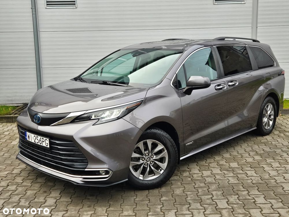 Używany Toyota Sienna 2021 - 199 700 PLN, 88 000 km - Otomoto.pl