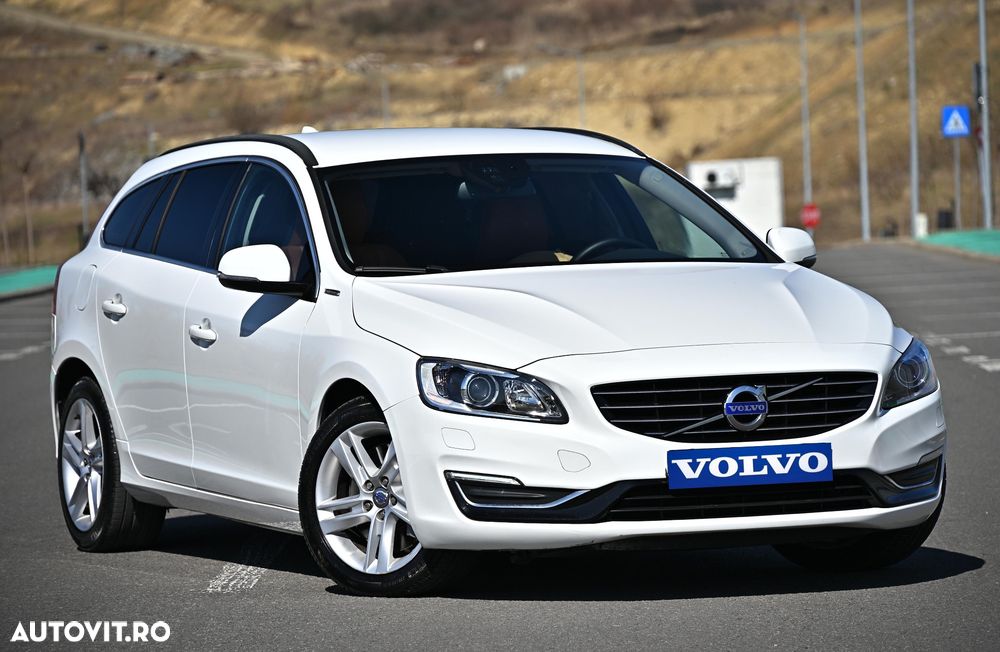 Utilizat Volvo V60 2014 - 9 999 EUR, 228 000 km - Autovit.ro