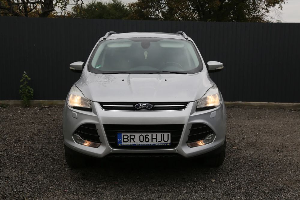 Utilizat Ford Kuga 2014 - 7 000 EUR, 242 000 km - Autovit.ro