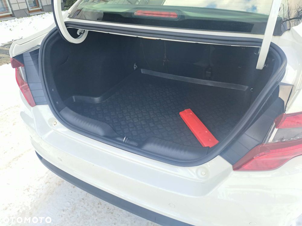 Używany Fiat Tipo 2017 - 30 800 PLN, 74 162 km - Otomoto.pl