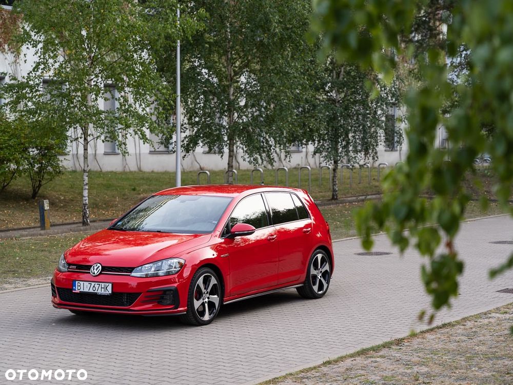 Używany Volkswagen Golf 2018 - 85 900 PLN, 82 025 km - Otomoto.pl