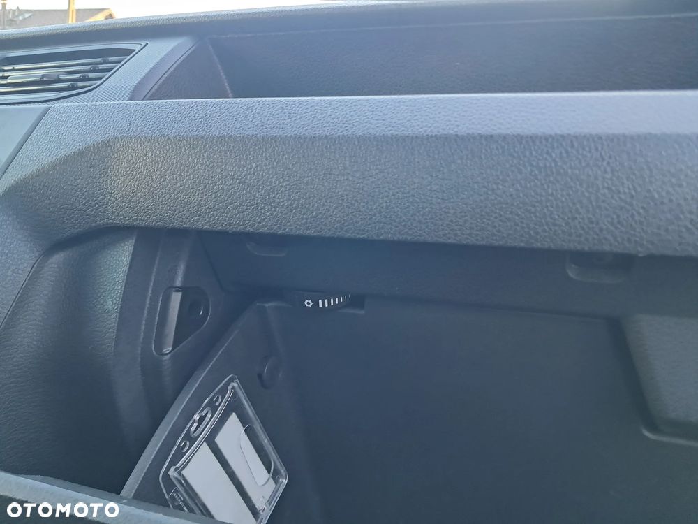 Używany Volkswagen Caddy 2016 - 36 900 PLN, 175 026 km - Otomoto.pl