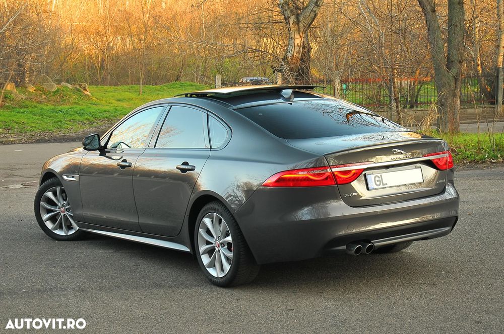 Utilizat Jaguar XF 2017 - 13 990 EUR, 157 000 km - Autovit.ro