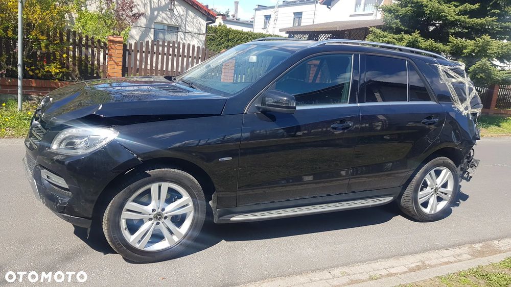 Używany Mercedes-Benz ML 2013 - 29 700 PLN, 125 000 km - Otomoto.pl