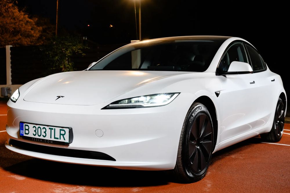 Nou Tesla Model 3 2023 - 49 000 EUR, 1 km - Autovit.ro