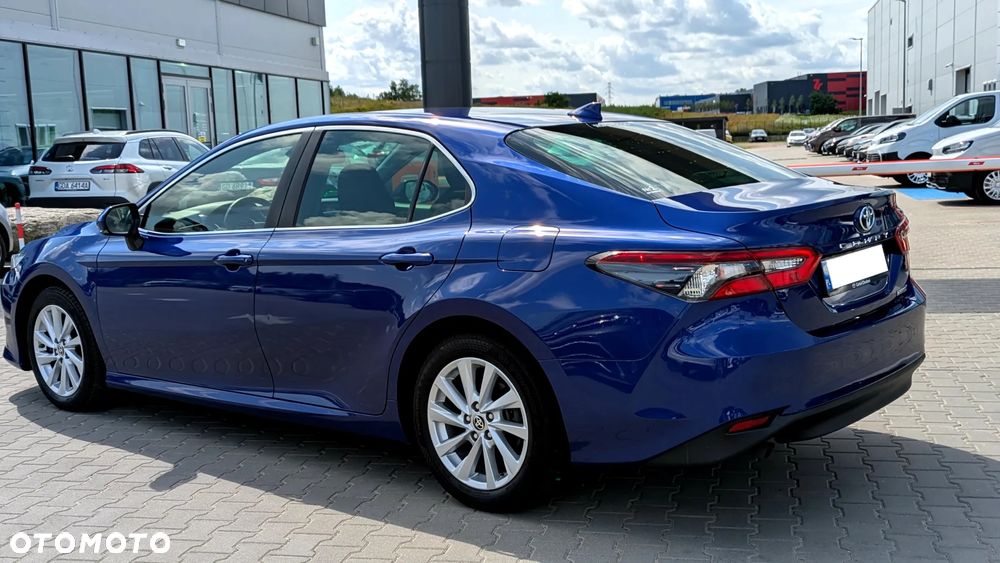 Autoryzowany dealer marki Toyota Carter-Chodzeń | OTOMOTO