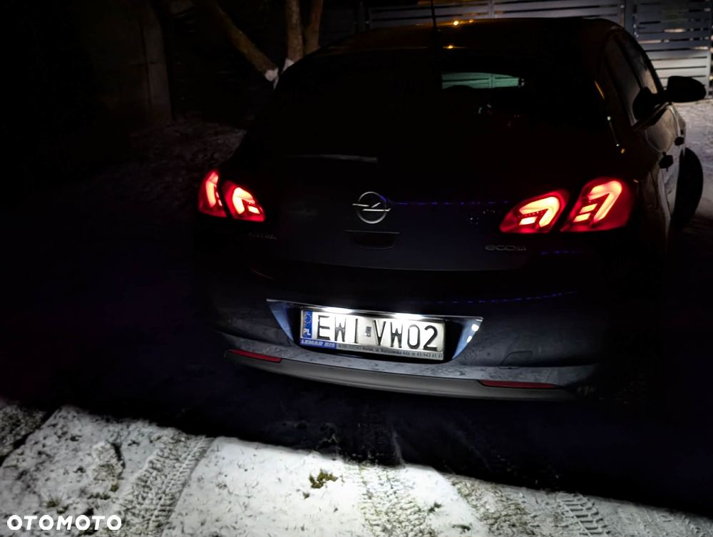 Używany Opel Astra 2011 - 15 500 PLN, 288 km - Otomoto.pl
