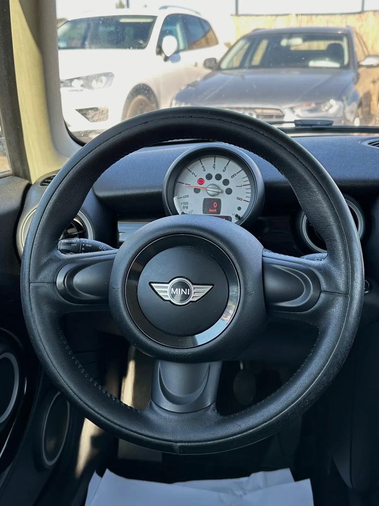 Utilizat Mini ONE 2012 - 4 990 EUR, 257 000 km - Autovit.ro