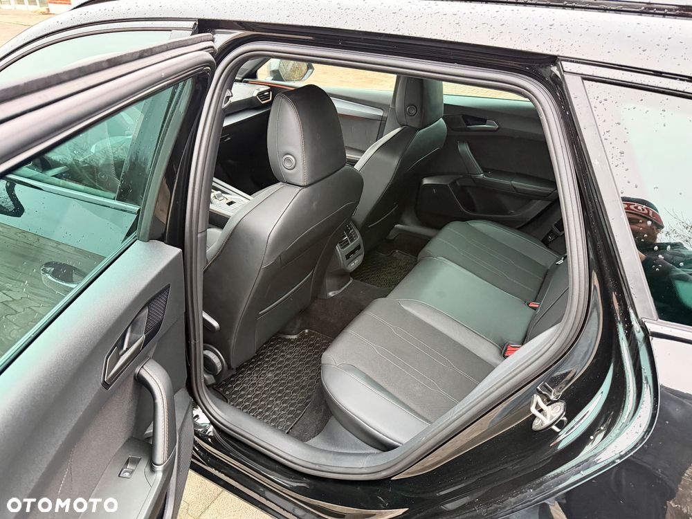 Używany Cupra Leon 2025 - 126 900 PLN, 7 000 km - Otomoto.pl