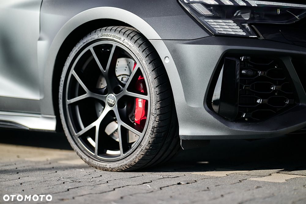 Używany Audi RS3 Sportback 2024 - 294 000 PLN, 10 600 km - Otomoto.pl