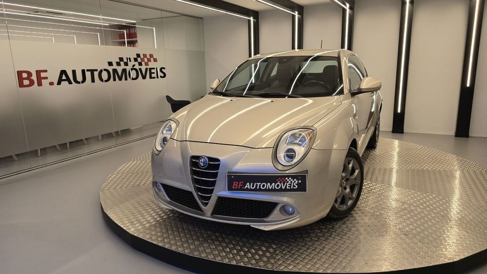 Usado Alfa Romeo MiTo 2011 - 7 900 EUR, 127 650 km - Standvirtual.com