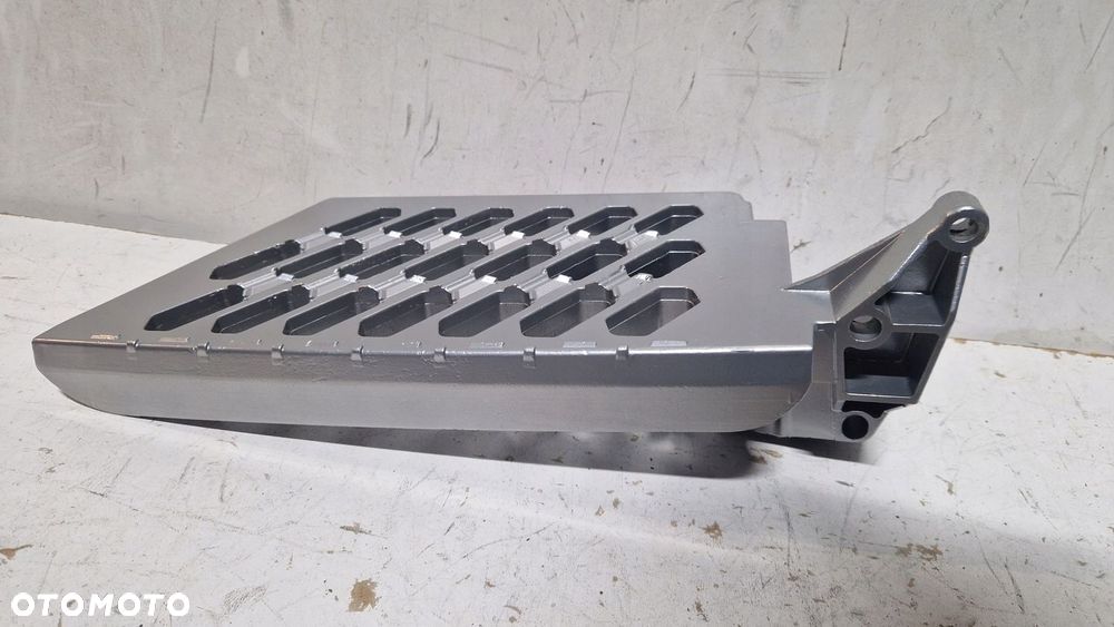 Nowy Części - 229 PLN - Otomoto.pl