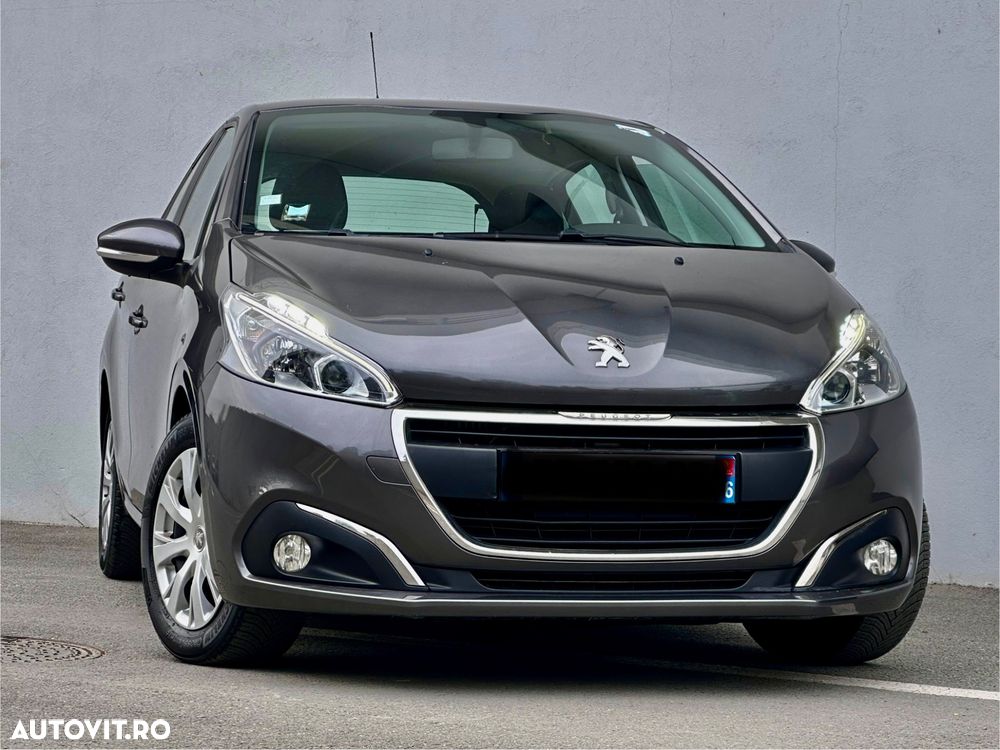Utilizat Peugeot 208 2018 - 6 985,30 EUR, 178 000 km - Autovit.ro