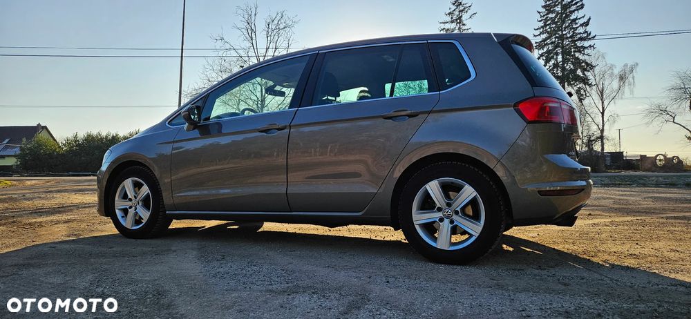 Używany Volkswagen Golf Sportsvan 2016 - 47 900 PLN, 125 000 km ...